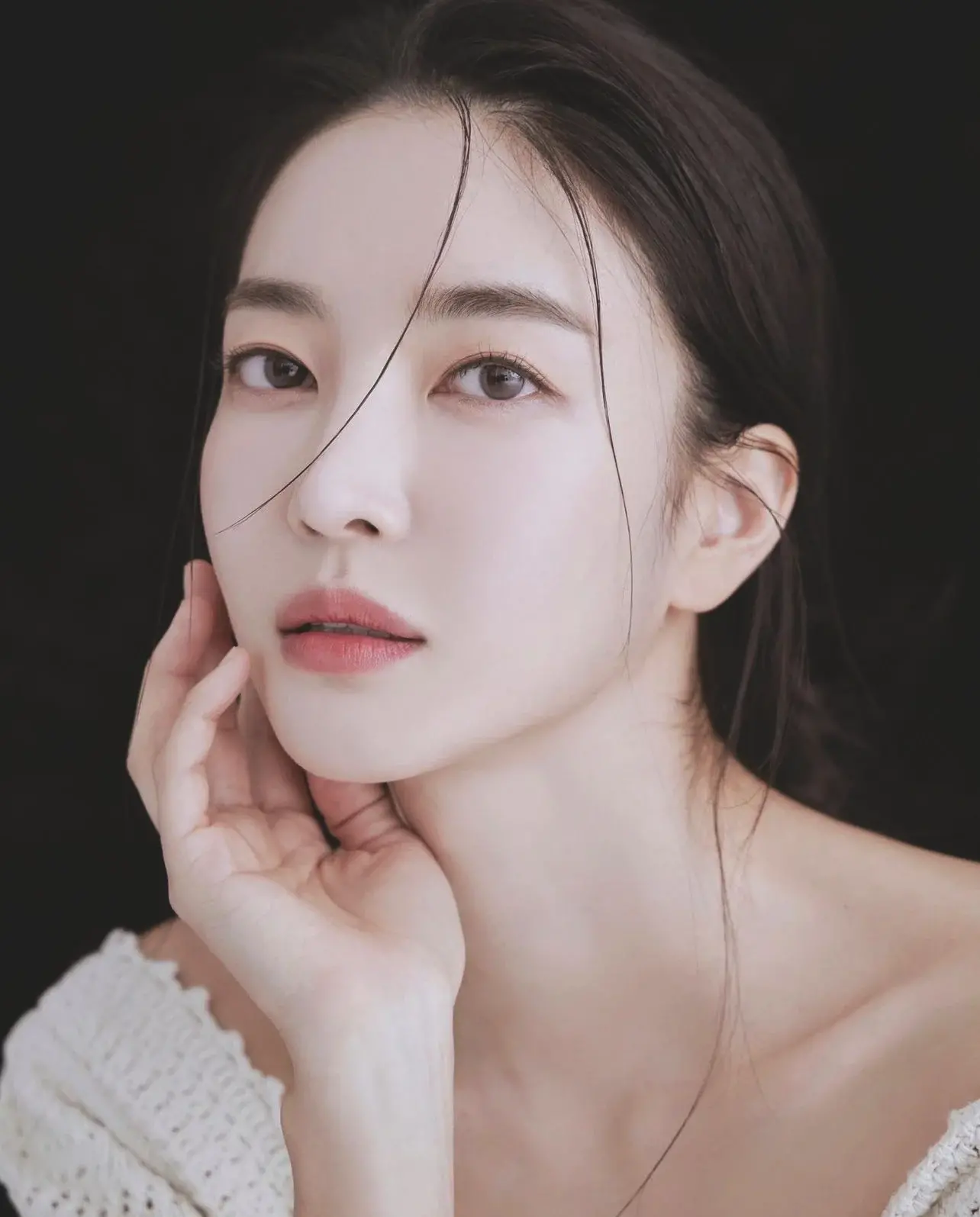 Kim Yun Jee — K-pop Idol Profile | kpopping