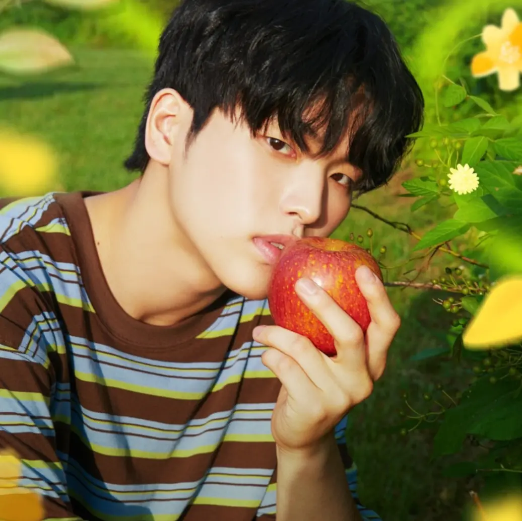 ONLEE (1THE9) — Profile, Age 25, Height, Birthday & Facts (2026) | kpopping