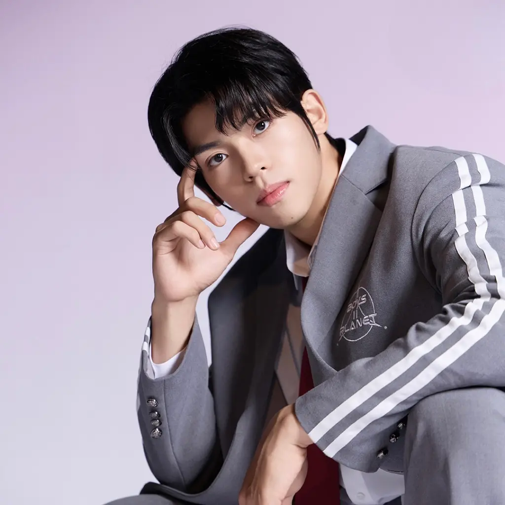 Yang Jia Peng — K-pop Idol Profile | kpopping